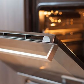 Condensation Dripping From Oven Door: Causes & Solutions - FS