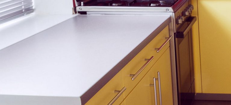 Tips and Tricks for Easy Kitchen Worktop Cleaning