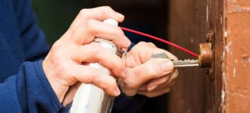 Key Stuck in the Lock? Here's How to Retrieve It - Tips by Fantastic